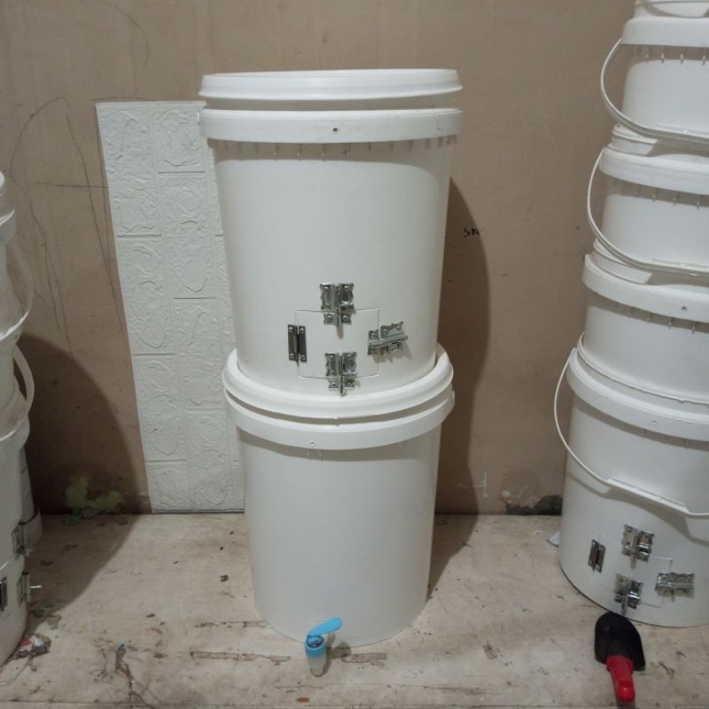 Jual JAMIN MURAH !!!Paket Komposter Ember Tumpuk Pengolahan Sampah ...