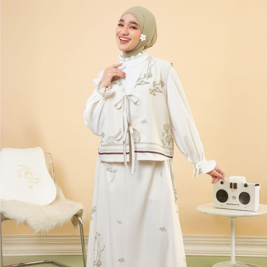 Jual Lozy Hijab - Linea Vest Lozy x Lesti (Vest Outer Rompi Wanita ...