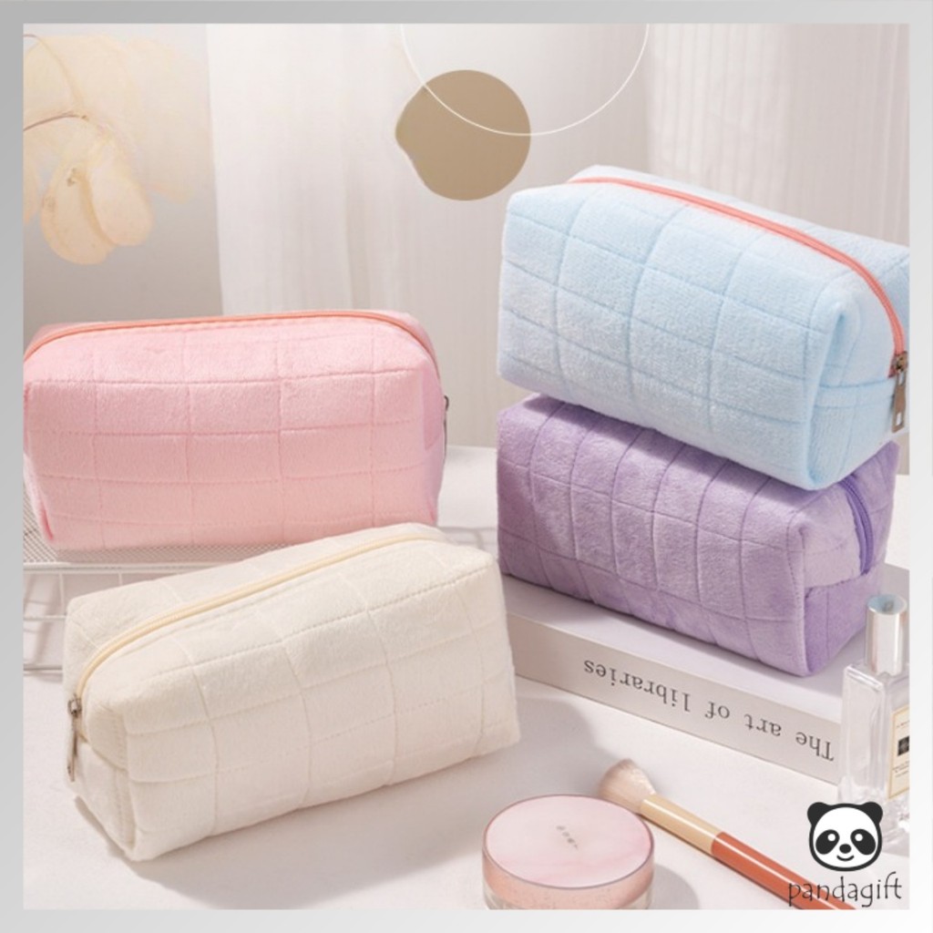 Jual Pouch Kosmetik Lucu Warna Macaron Kotak Pensil Sleting Pastel Bulu ...