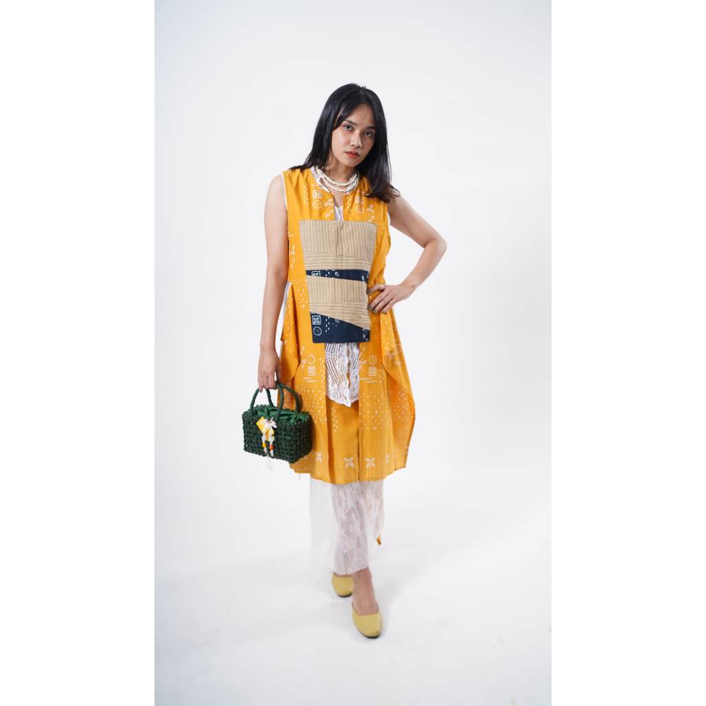 Jual Salin Batik ENOM X Pisalin - Outer Jessie - Baju Natal - Sinar ...