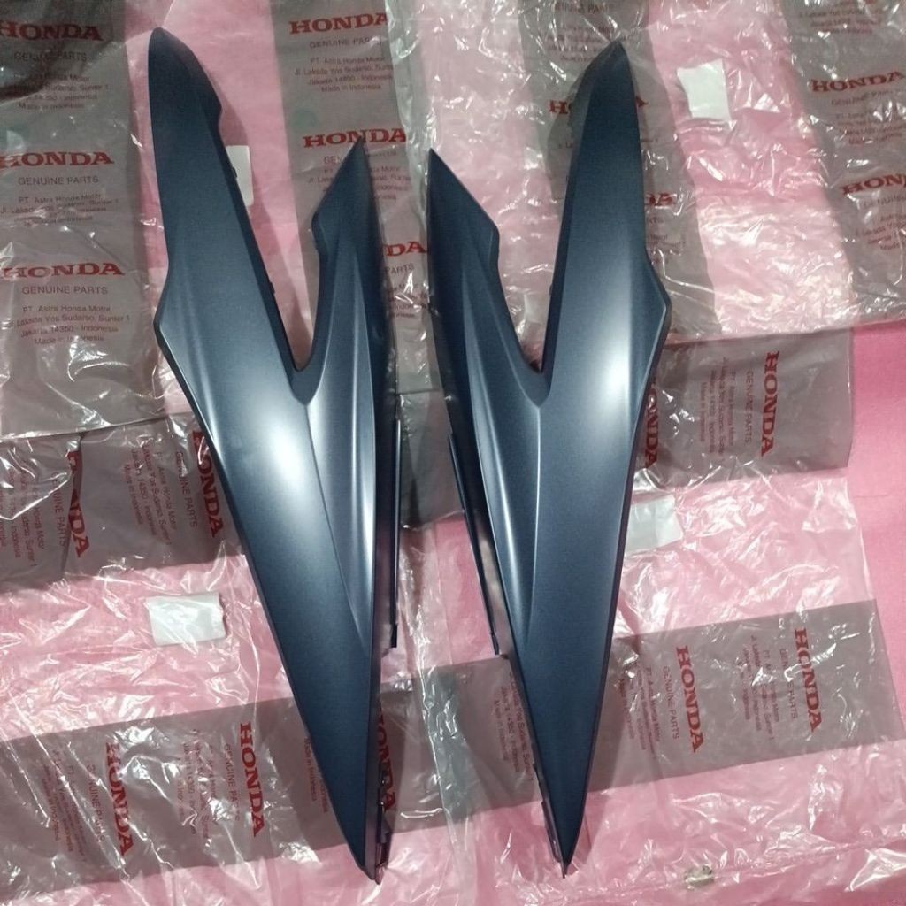 Jual Body belakakan kanan kiri Beat Deluxe Gen 2 Tahun 2024-2025 ...