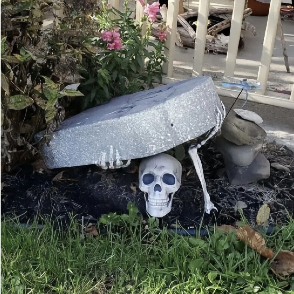 Jual Halloween decoration Realistic Skeleton Stakes Halloween Realistic ...