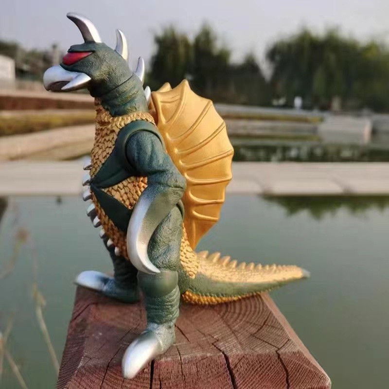 Jual 24cm Godzilla King of Monsters Runaway Mechanical Red lotus Planet ...