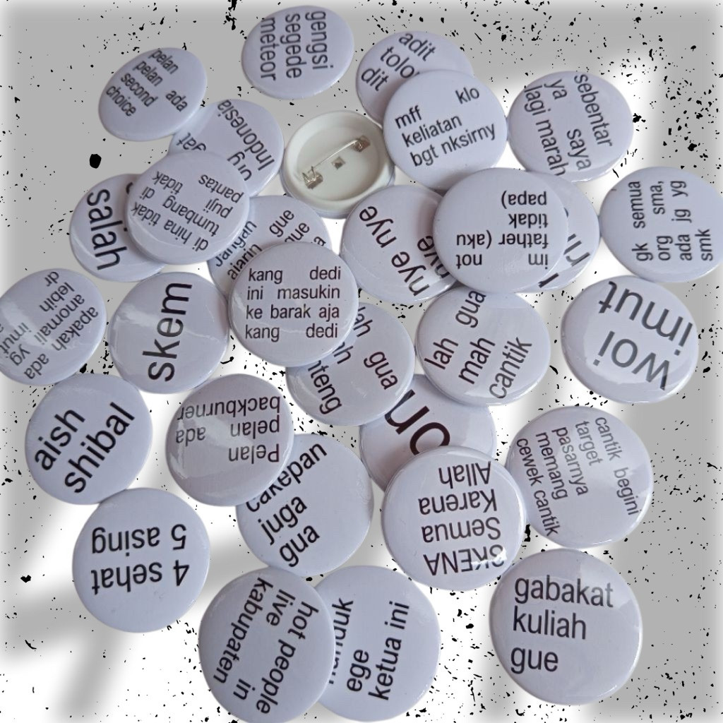 Jual Eternal Pin Button Meme Brain Rot Text Lucu 44mm Aksesoris Keren ...