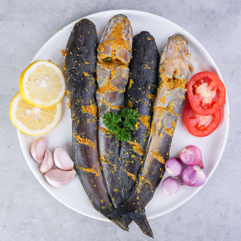 Jual Ikan Lele Ungkep Bumbu Kuning (450 - 500 gram / pack) | Shopee ...