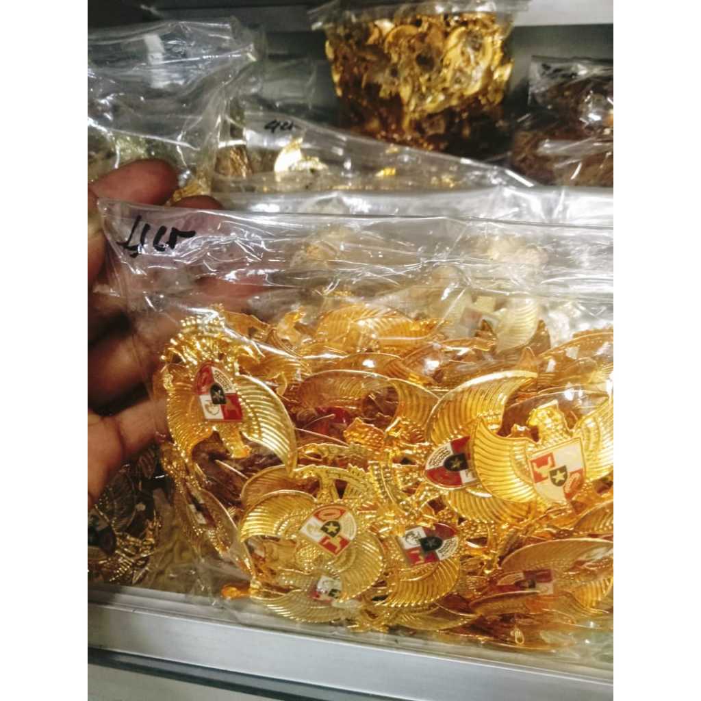 Jual Pin Garuda - Pin Peci - 1 PACK ISI 100 PCS Bros Garuda Peci ...