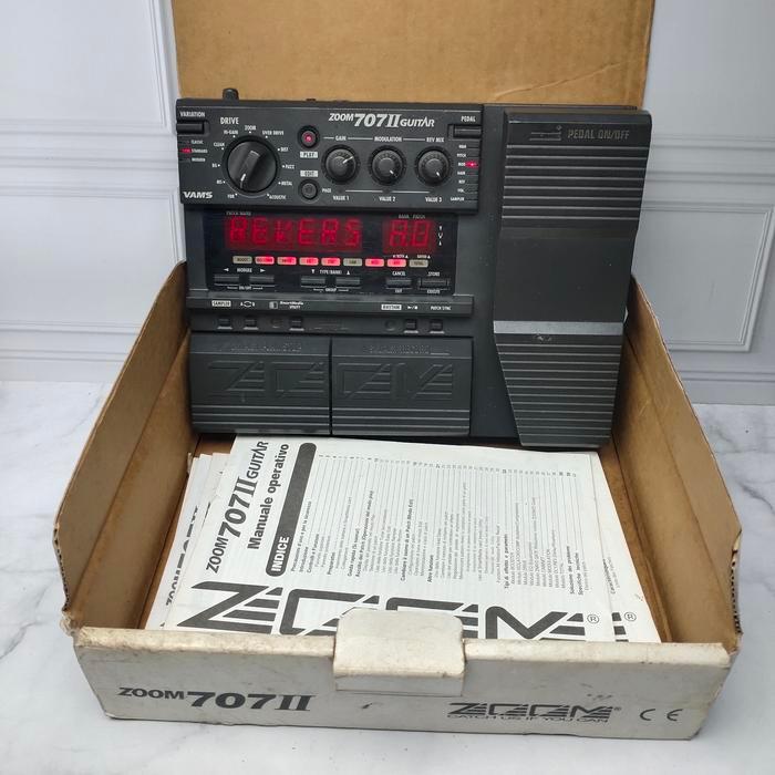 Jual Zoom 707 II Guitar Efek Gitar Normal | Shopee Indonesia