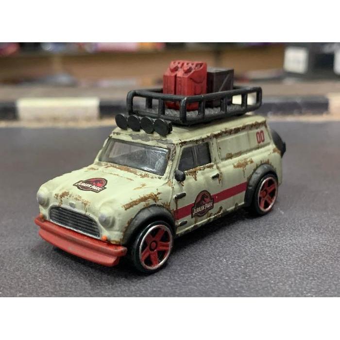Jual Custom Hotwheels Jurassic World 67 Austin Mini Van PStore27 ...