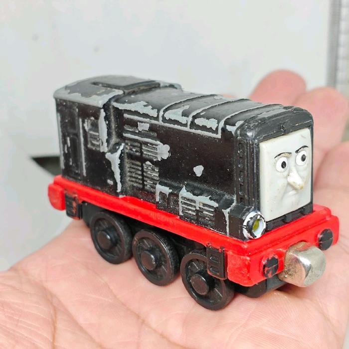 Jual Thomas and Friends Diecast Magnet Metal Engine Gordon Original ...