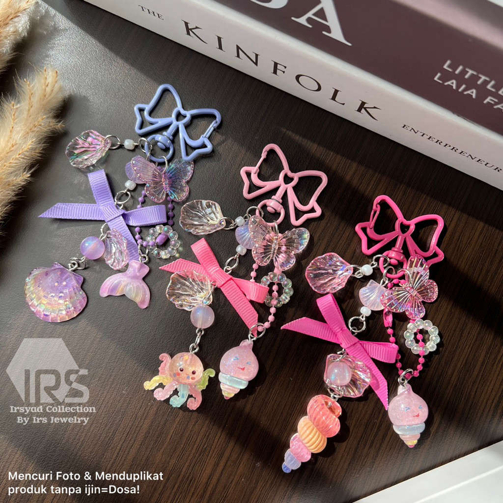 Jual keychain pink coquette dollette unique | Gantungan Kunci Pink Fish ...
