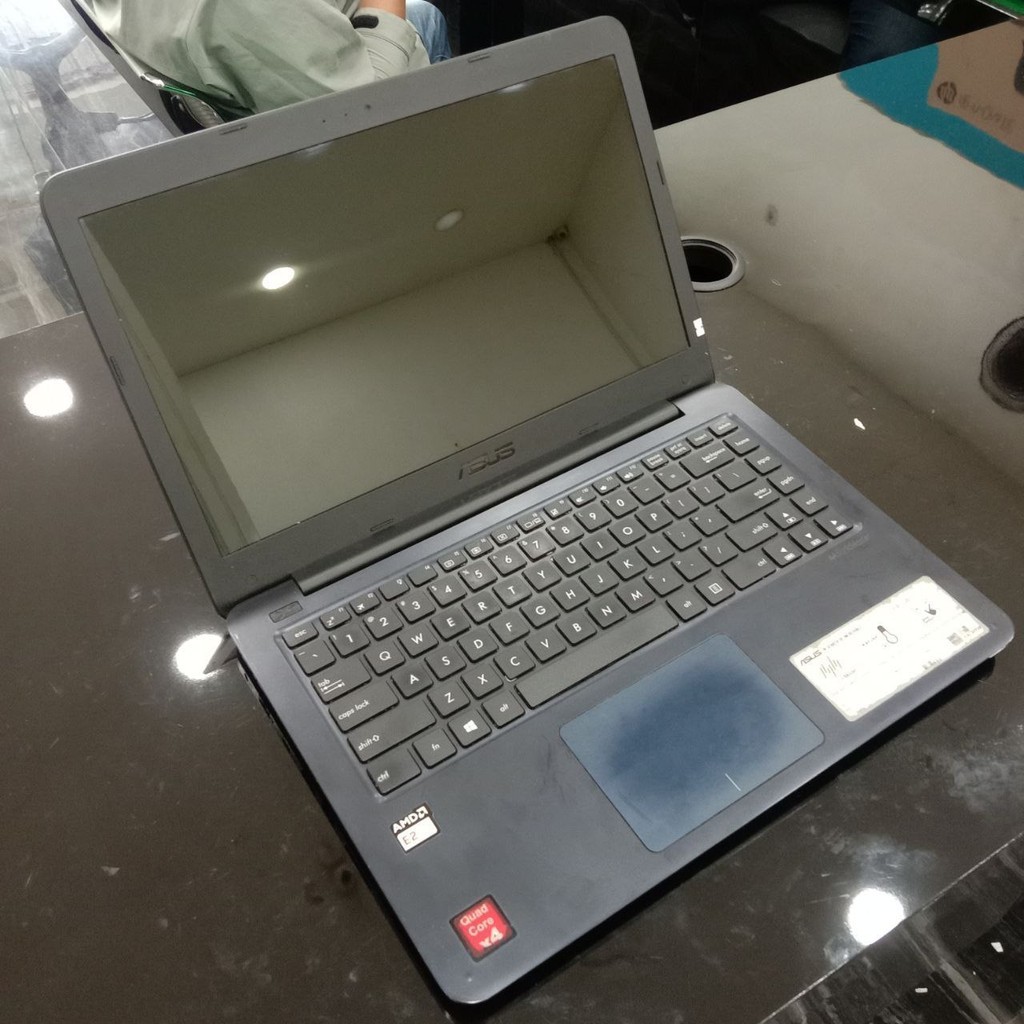 Jual Laptop Asus E402WA AMD E2-6110/4GB/500GB Second mulus quad core ...