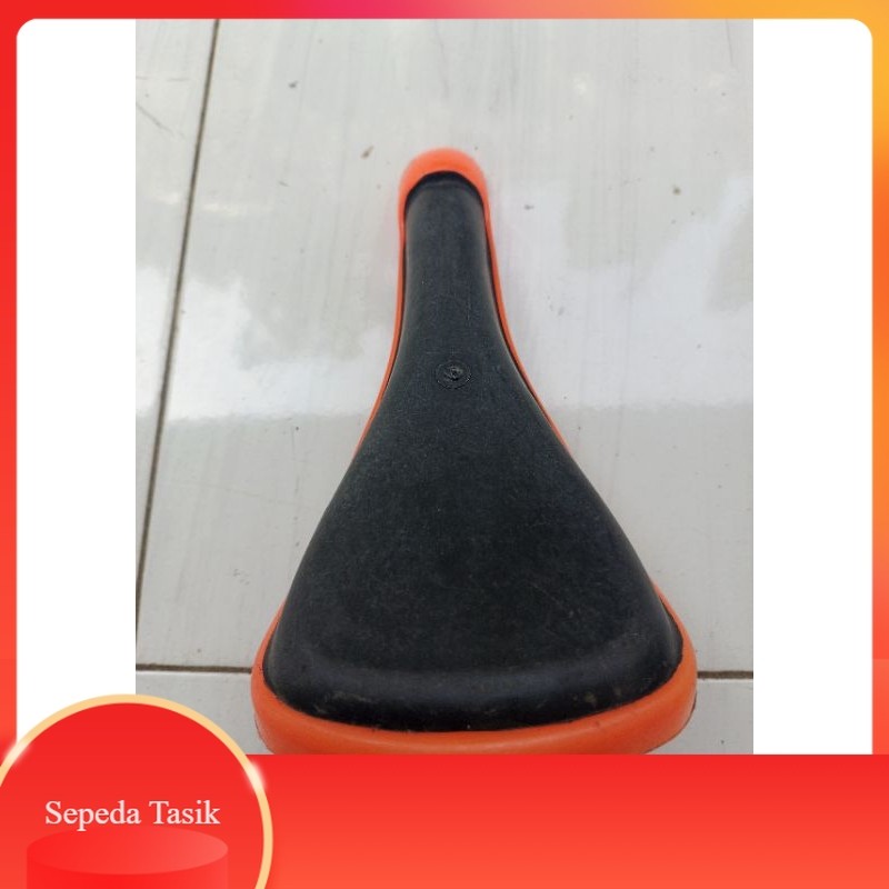 Jual sadel sepeda bmx jadul plastik nos taiwan | Shopee Indonesia