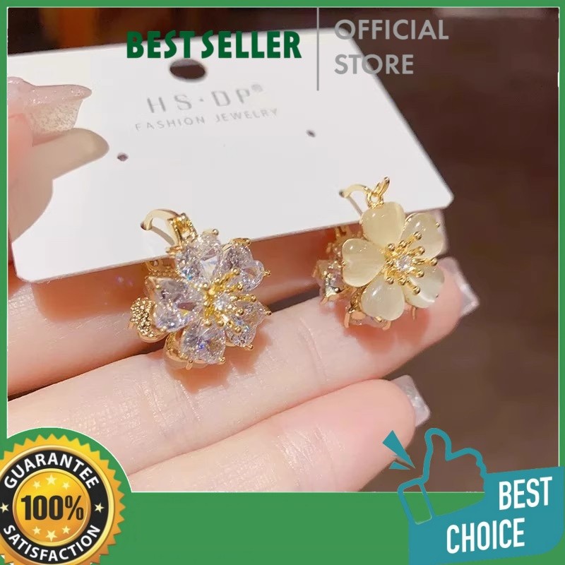 Jual Anting Titanium Korea Model Bunga Manis Dua Sisi Clip Permata ...
