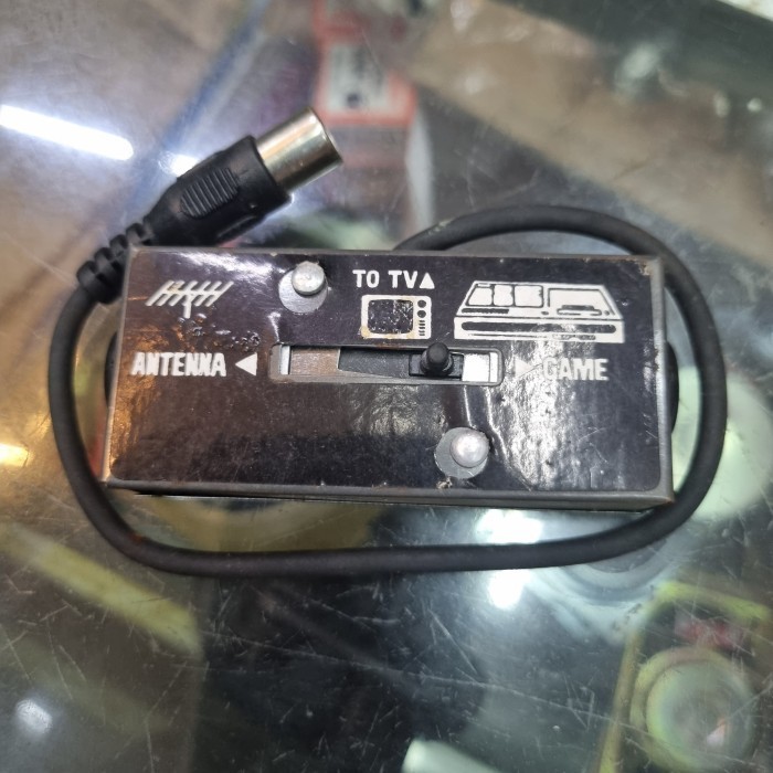 Jual Selector TV 2 channel nintendo input 1 Male to 2 Female PS Switch ...