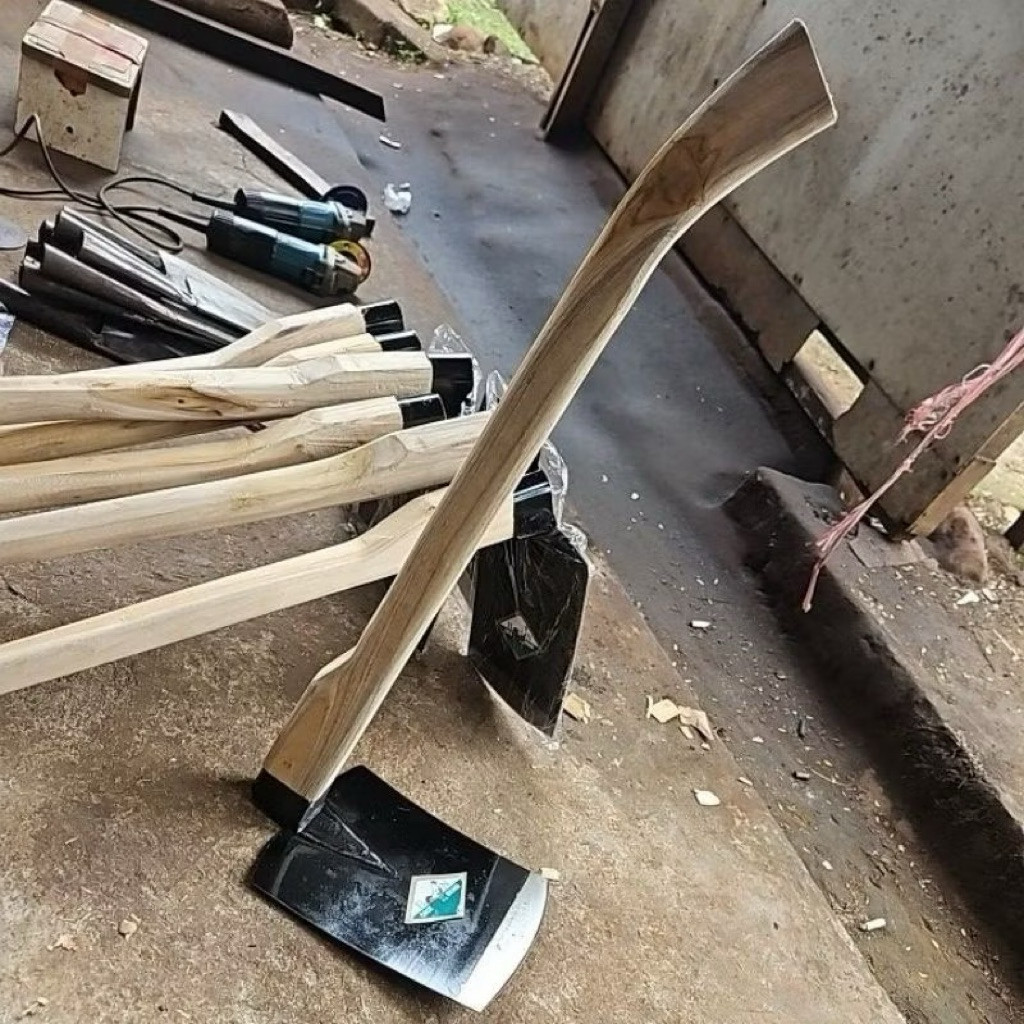 Jual ( MURAH ) - Paket Cangkul Serbaguna - Pacul Proyek Bangunan ...