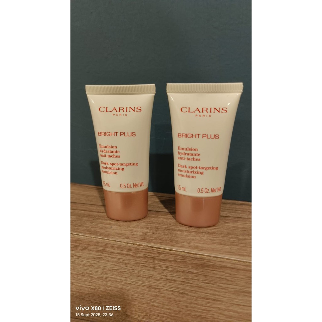 Jual CLARINS Bright Plus Dark Spot Targeting Moisturizing Emulsion 15ml ...