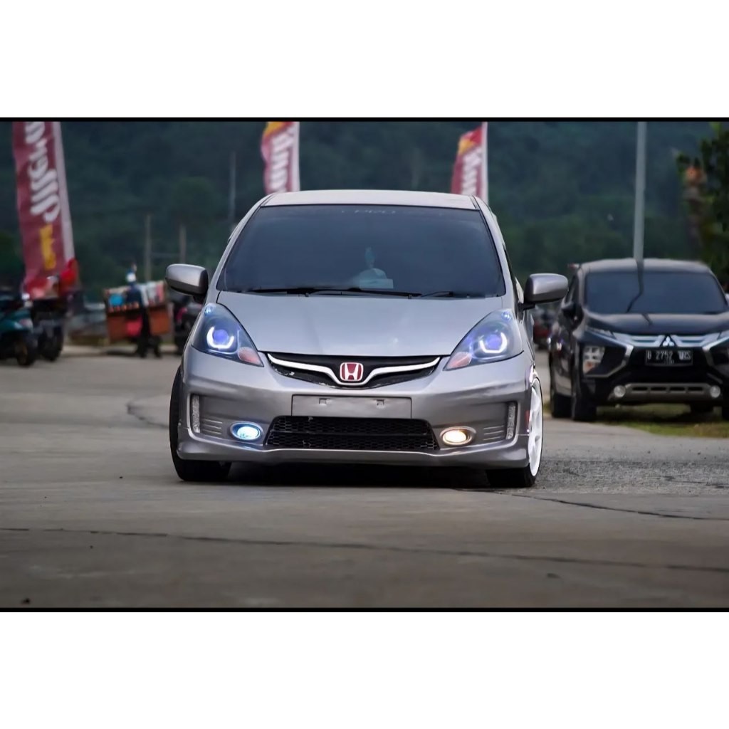 Jual body kit BODYKIT JAZZ GE8 UPGRADE MMC TANPA GANTI LAMPU | Shopee ...