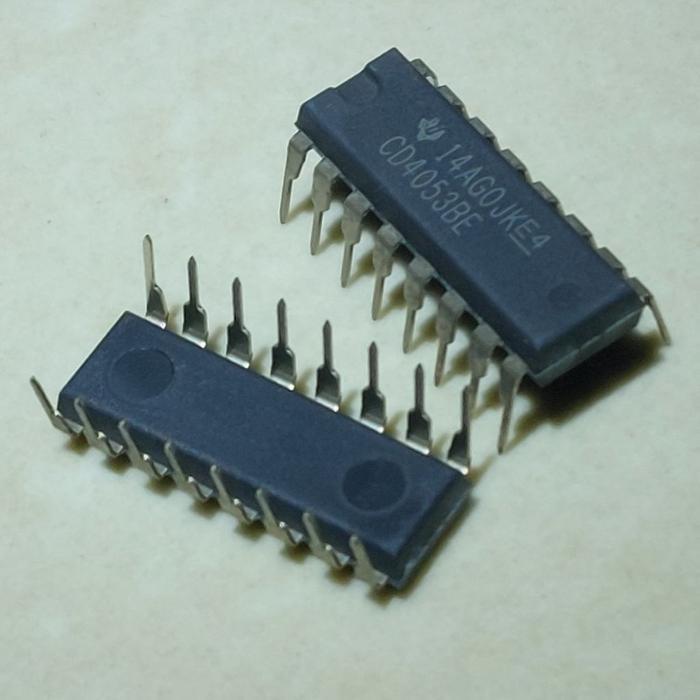 Jual CD4053BE Dip-16 Tancap TI CD4053 CD 4053 4053BE IC CMOS Analog Multiplexer Switch Triple 2 ...