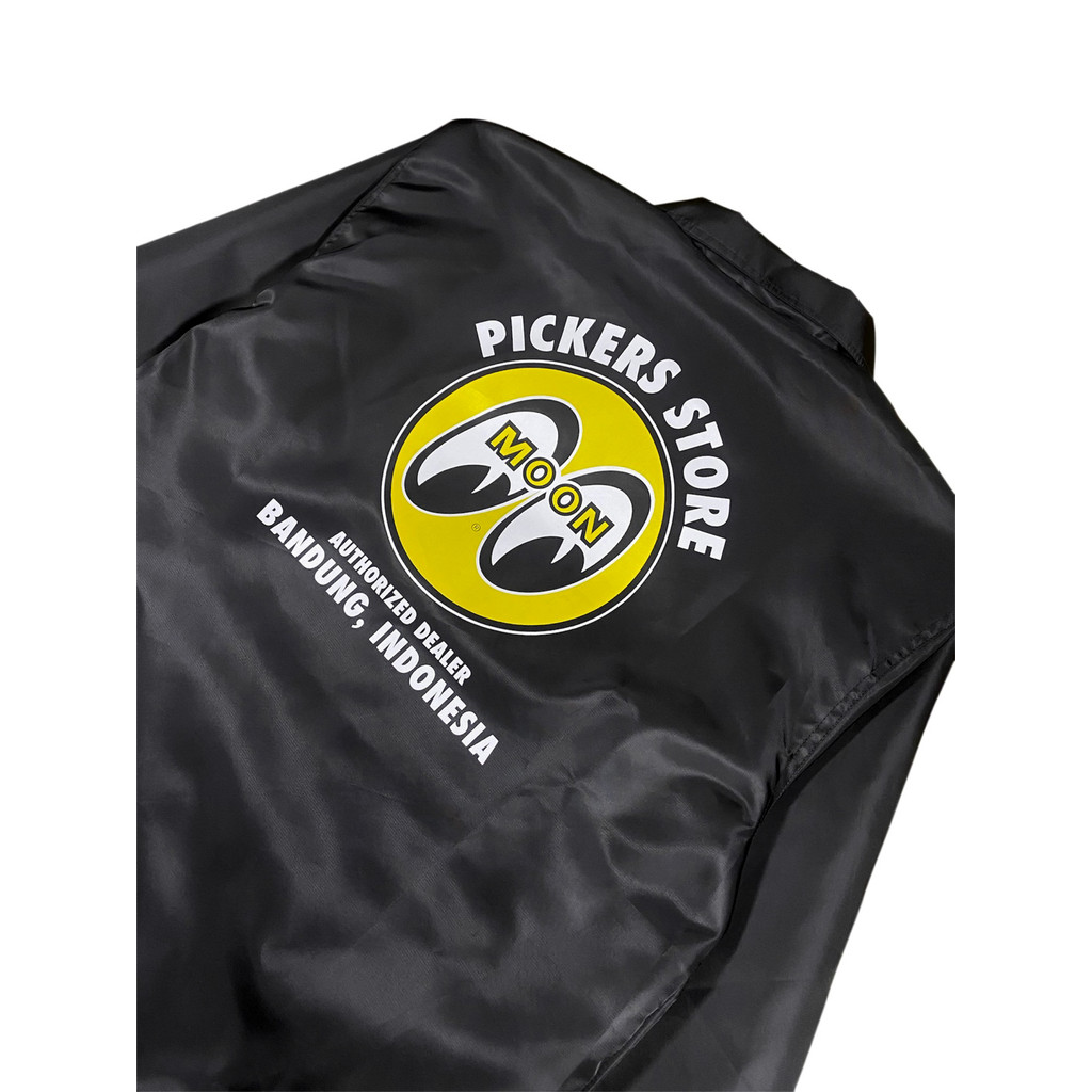 Jual PICKERS SERVICE X MOONEYES - WINDBREAKER | Shopee Indonesia