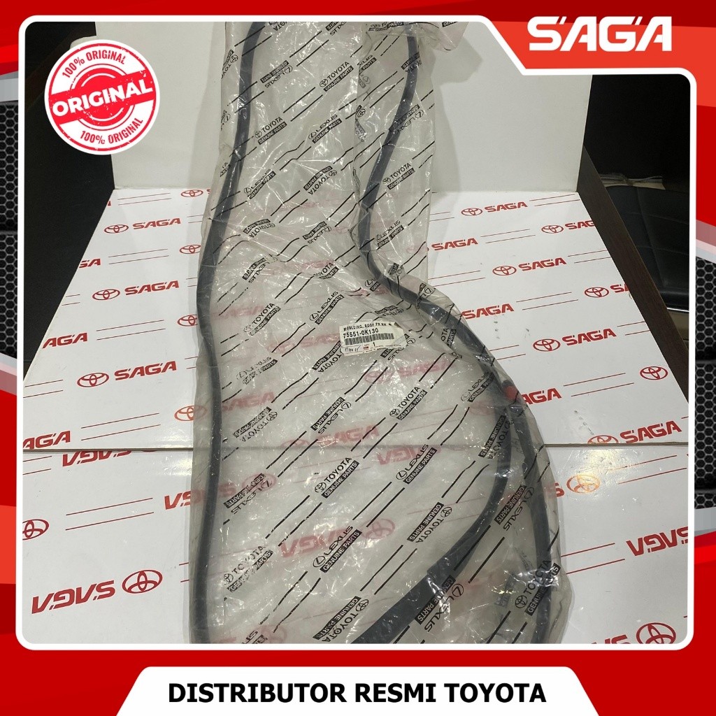 Jual SAGA | Moulding Roof Karet Atap Kanan Innova Reborn Original 75551 ...