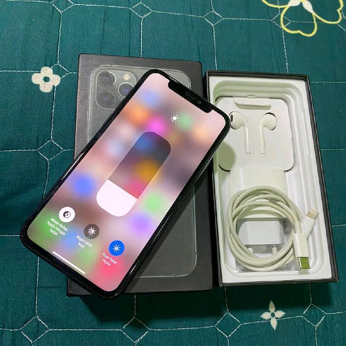 Jual iPhone 11 Pro 256GB Resmi iBox Fullset Original Kamera Jernih ...