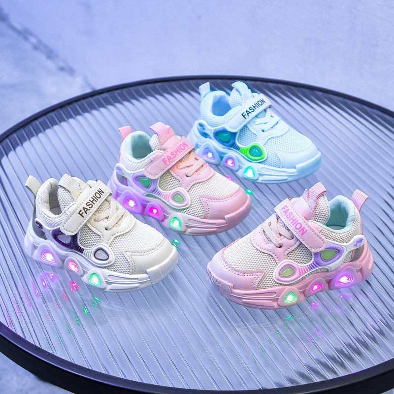 Jual Sepatu baru lampu, permukaa jarig mata kecil medium-sized dega ...