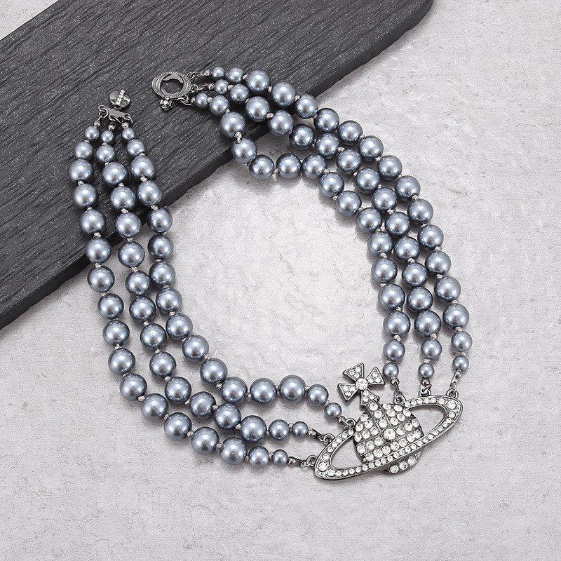 Jual Ibu Suri Vivian Kalung Saturnus Mutiara Abu-abu Tiga Lapis Rantai ...