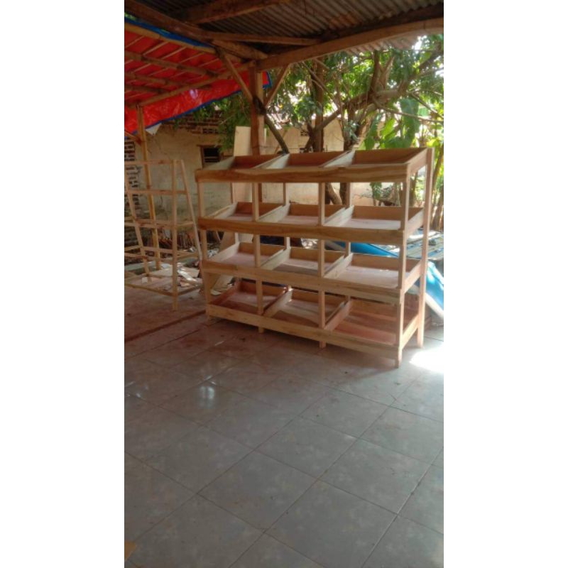 Jual rak kayu 4 susun/ rak sekat desain miring/ rak sayuran buah buahan ...