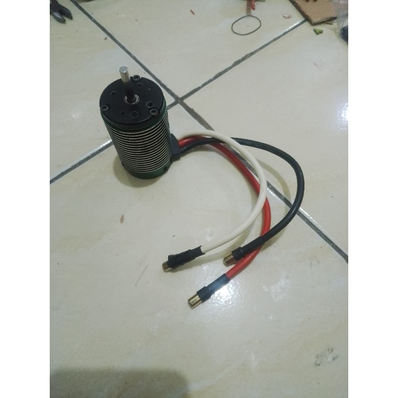 Jual part rc dinamo brushless sensorless mamba castle 4268 1800kv ...