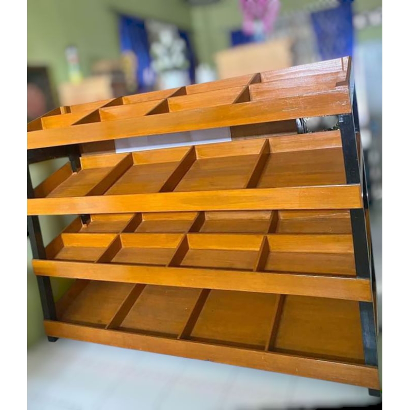 Jual rak 4 tingkat/ rak kayu miring/ rak susun/ rak sekat/ rak warung ...