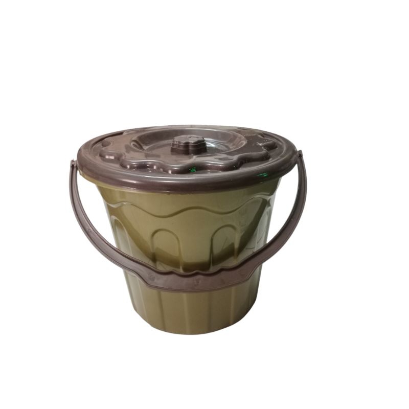 Jual Ember Plastik Serbaguna dengan Tutup Ukuran Kecil dan Besar / Timbo Ukuran Kecil Dan Besar ...