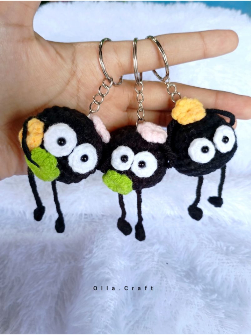 Jual Gantungan kunci susuwatari//amigurumi susuwatari//susuwatari ...