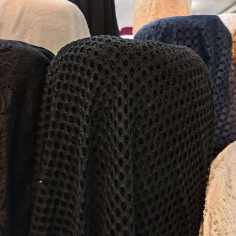 Jual bahan kain jala jala bolong strect harga per( meter) | Shopee ...