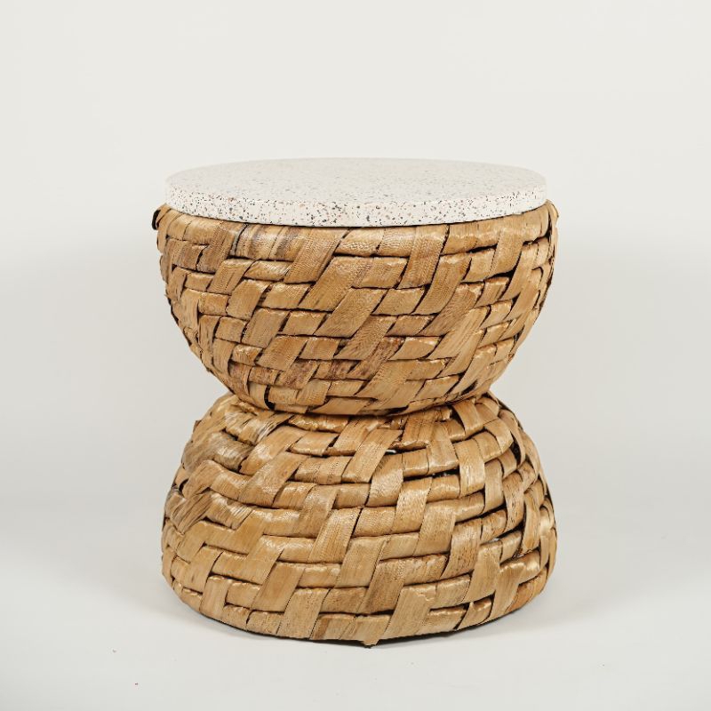 Jual Meja Mini bulat Rotan Aesthetic | Shopee Indonesia