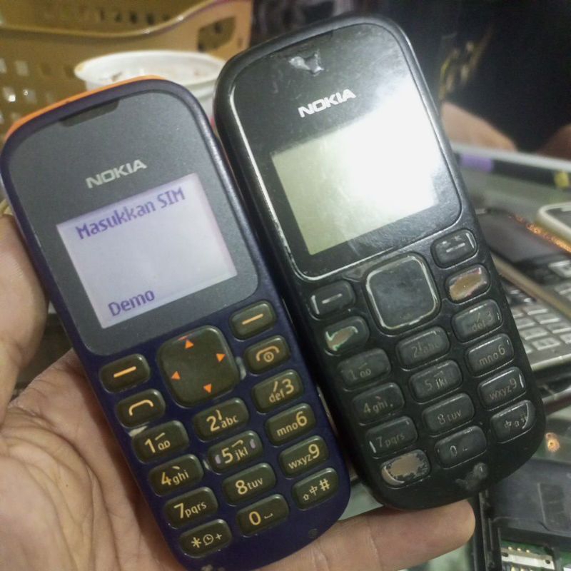 Jual HP NOKIA 1280 NOSTALGIA Tanpa charger | Shopee Indonesia