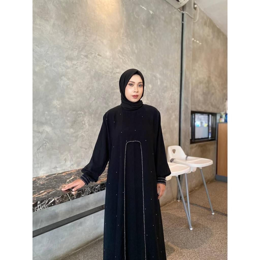 Jual Abaya Hitam Elegan Gamis Jetblack Premium Sifon Maxy Swarovski ...