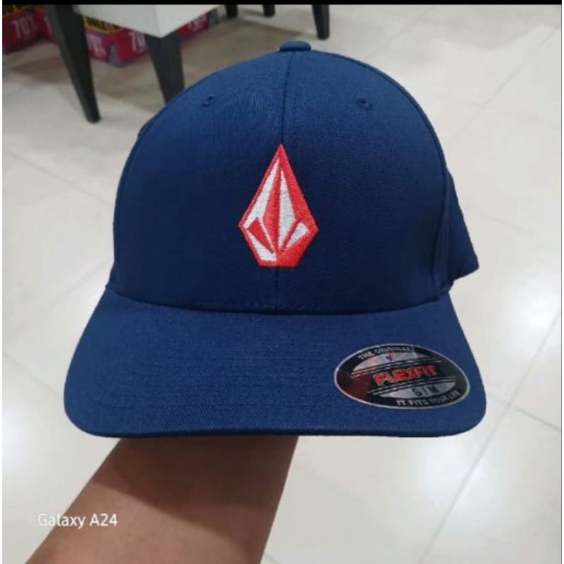 Jual Topi Volcom RedStone Original Brand | Shopee Indonesia