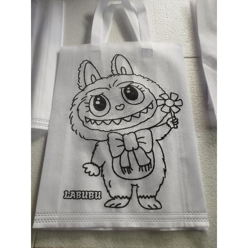Jual Tas lukis mewarnai spundbond anak motif boneka labubu ukuran 30x40 ...