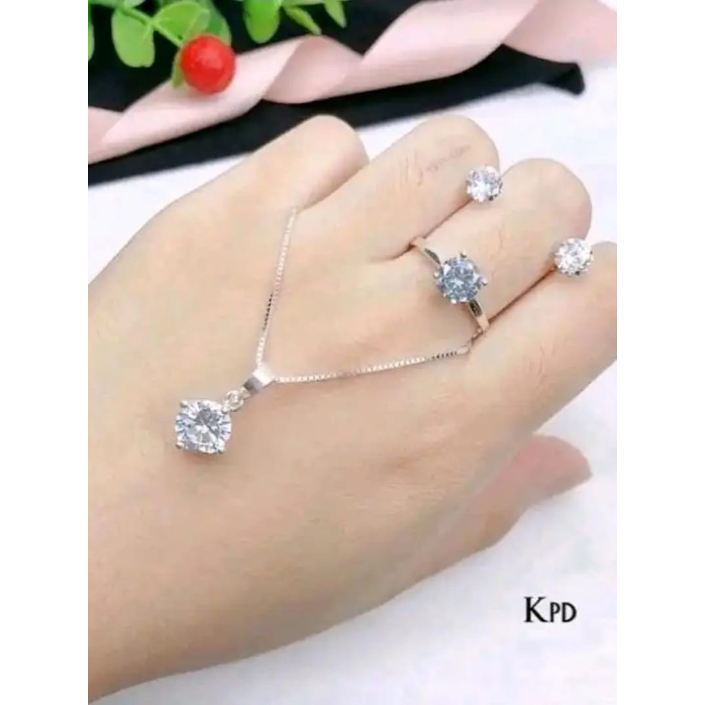 Jual Satu Set Perhiasan Wanita Dewasa Titanium 1 Set Komplit, Perhiasan ...