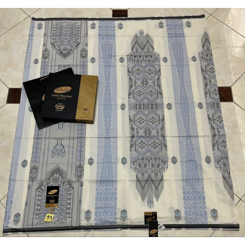 Jual Sarung Atlas Super Premium 980 Gold | Shopee Indonesia