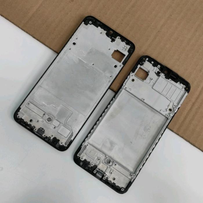 Jual Ready FRAME LCD REALME XT TULANG TENGAH TATAKAN LCD KERANGKA ...