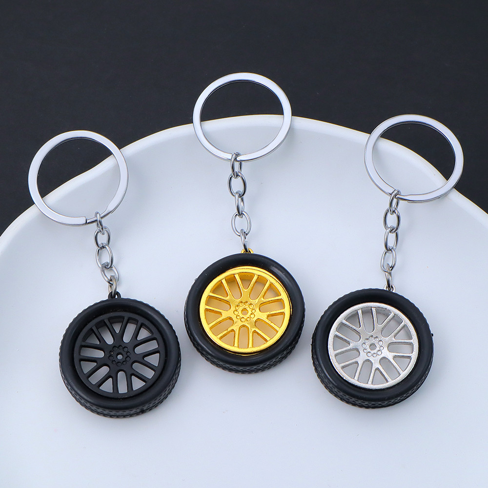 Jual Classic Wheel Hub Keychain Creative 3 Color Metal Car Tire Keyring ...