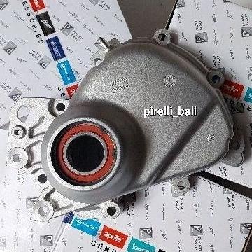 Jual Cover Gearbox Vespa 946 Dan Gts 150 3V Orisinil Piaggio Gear Box ...