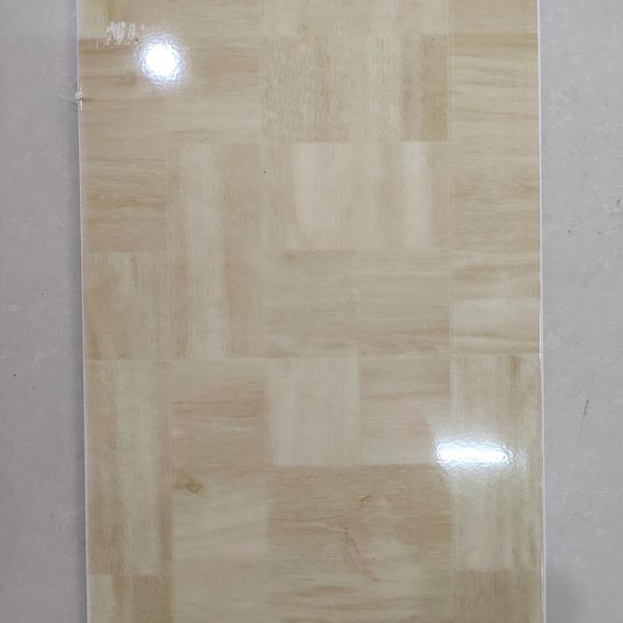 Jual Dinding 25X40 Keramik Dinding Kamar Mandi Terlengkap & Harga ...