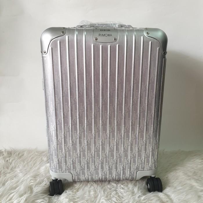 Jual Koper Rimowa Limited Edition 20 Inch Cabin Silver | Shopee Indonesia