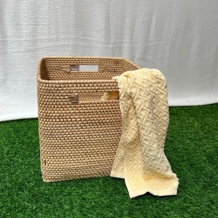 Jual KOTAK ROTAN / KERANJANG ROTAN / BOX ROTAN / ANYAMAN ROTAN KRK04 ...
