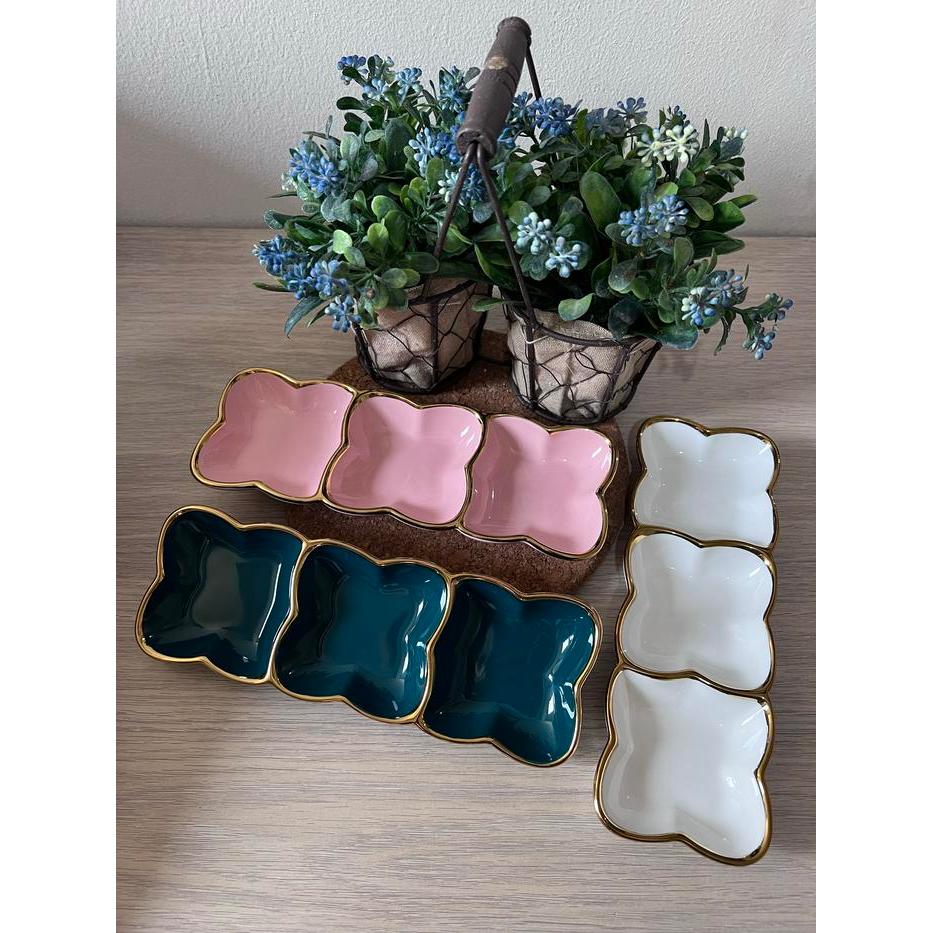 Jual Tempat Makan Keramik Sekat 3 List Gold | Shopee Indonesia